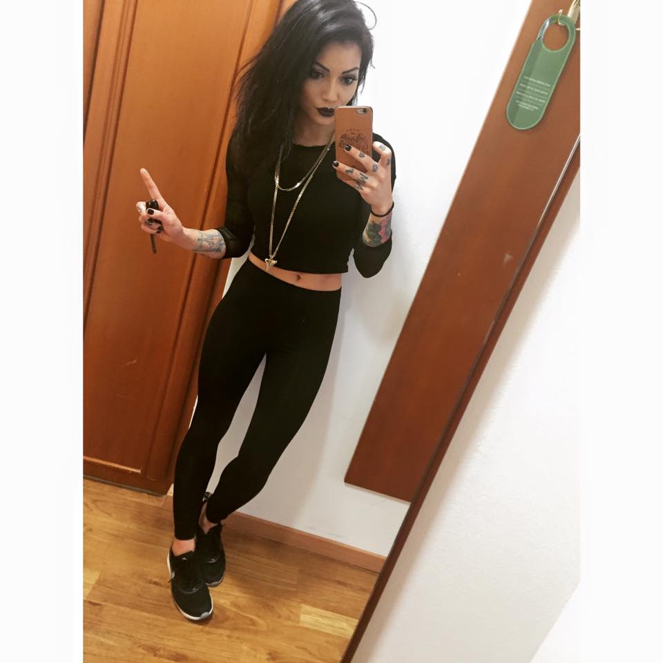 Kayla Cadorna, fuoco e fiamme per Connor Wickham | Foto - Sportmediaset