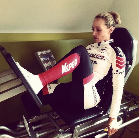 Liz Hatch, modella su due ruote | Foto - Sportmediaset