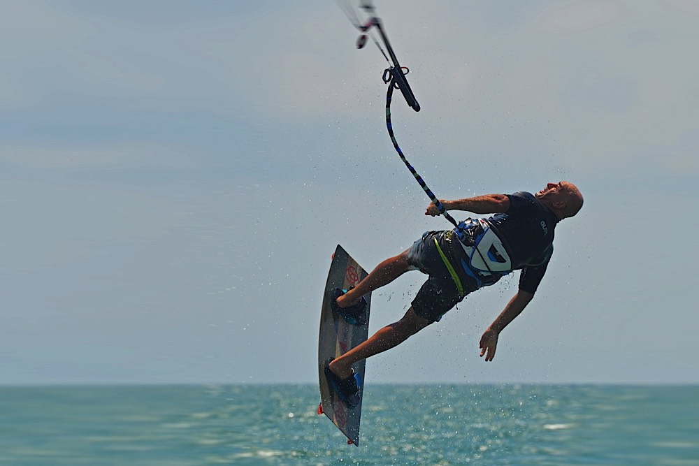 Kitesurf "che storia"! L'evoluzione dell'uso delle vele e il bello di ...