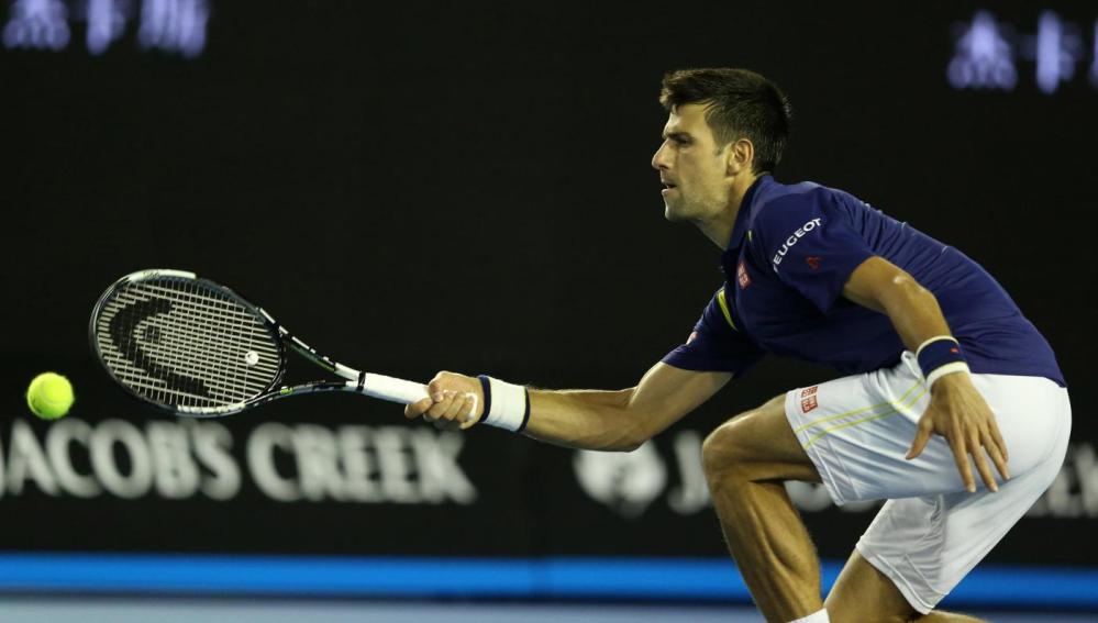 Djokovic batte Federer in quattro set e vola in finale | Foto ...