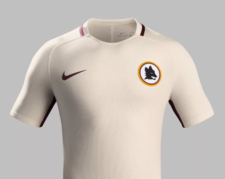 Roma, ecco la seconda maglia | Foto - Sportmediaset