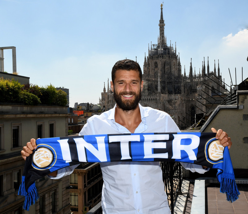 Candreva all'Inter, le prime foto in nerazzurro | Foto - Sportmediaset