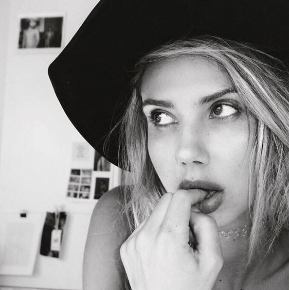 Sahara Ray, la modella che ama il surf | Foto - Sportmediaset