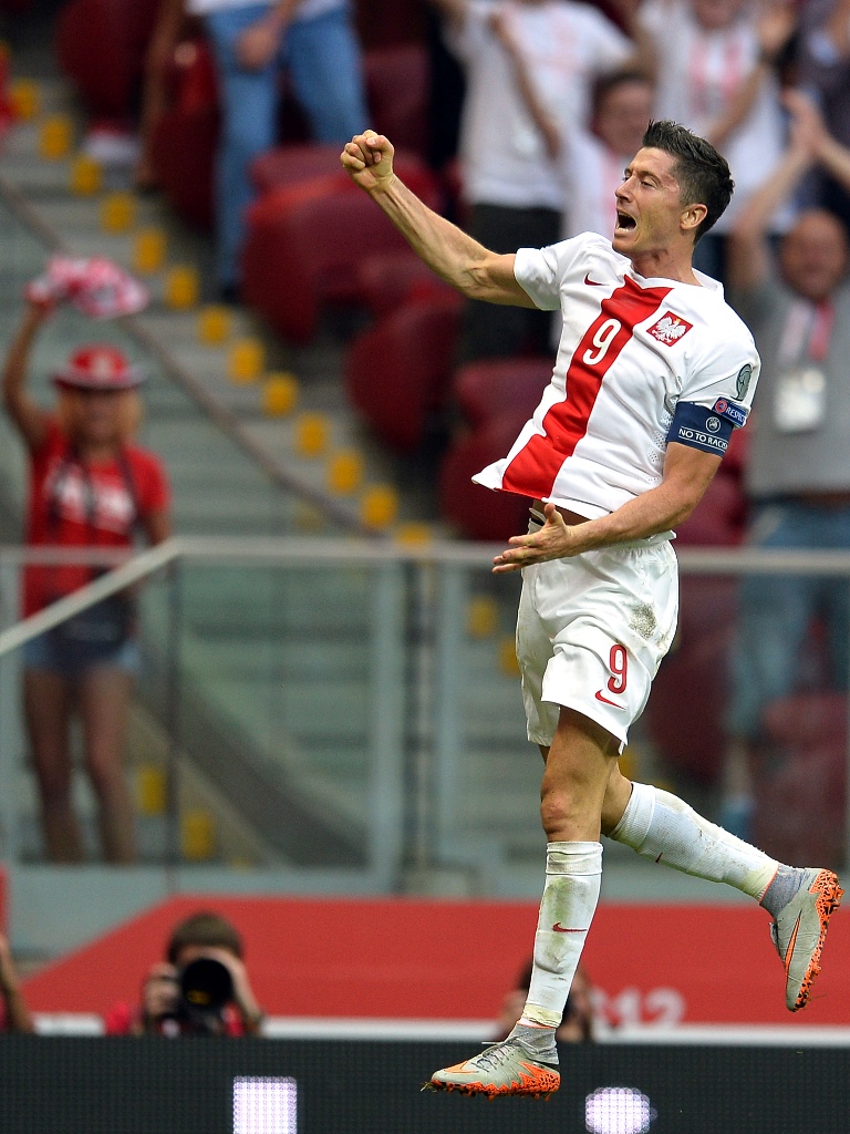 CR7 e Lewandowski, triplette show | Foto - Sportmediaset