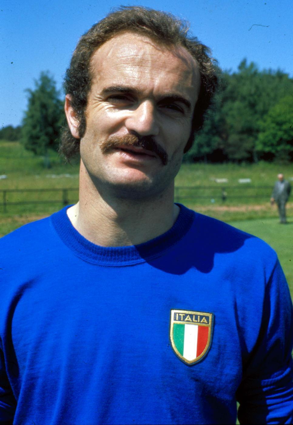 Sandro Mazzola compie 75 anni: le foto più belle | Foto - Sportmediaset